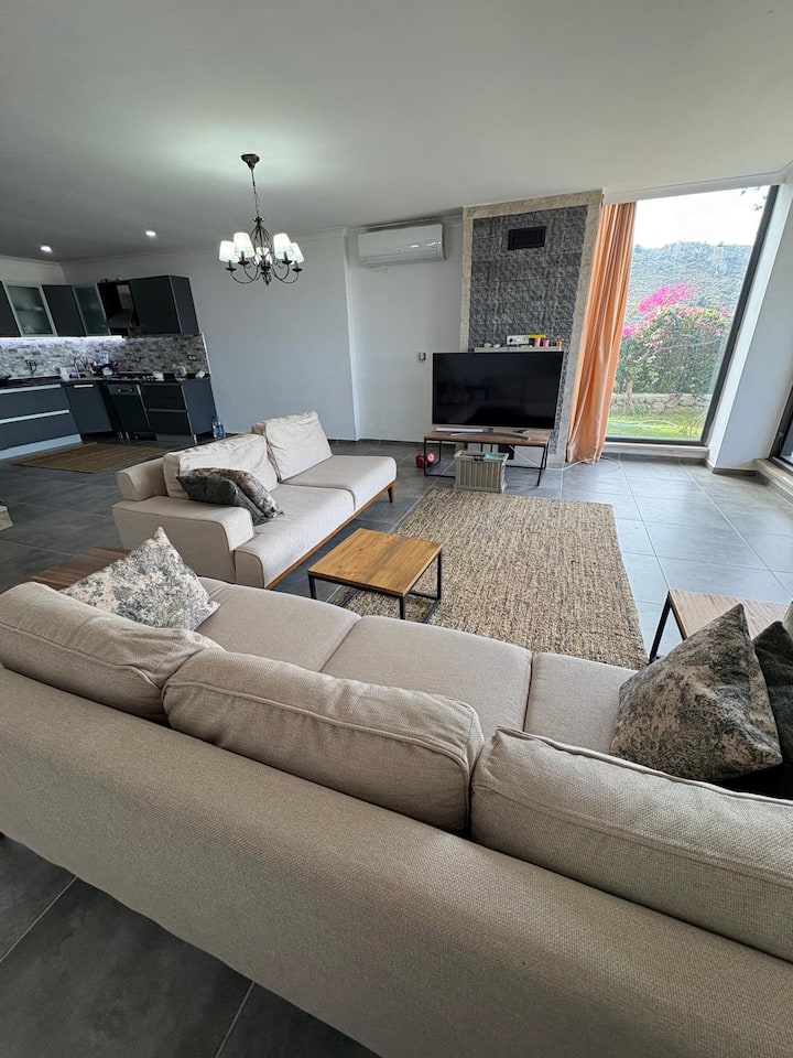 Bodrum 3+1 Garden Duplex: Nature View, Pool - Turgutreis