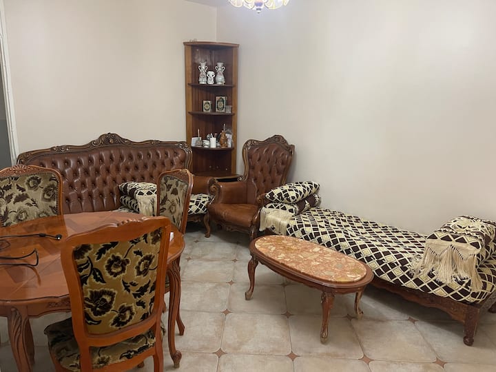 Appartement Dans Un Endroit Calme Et Accès Facile - Constantine