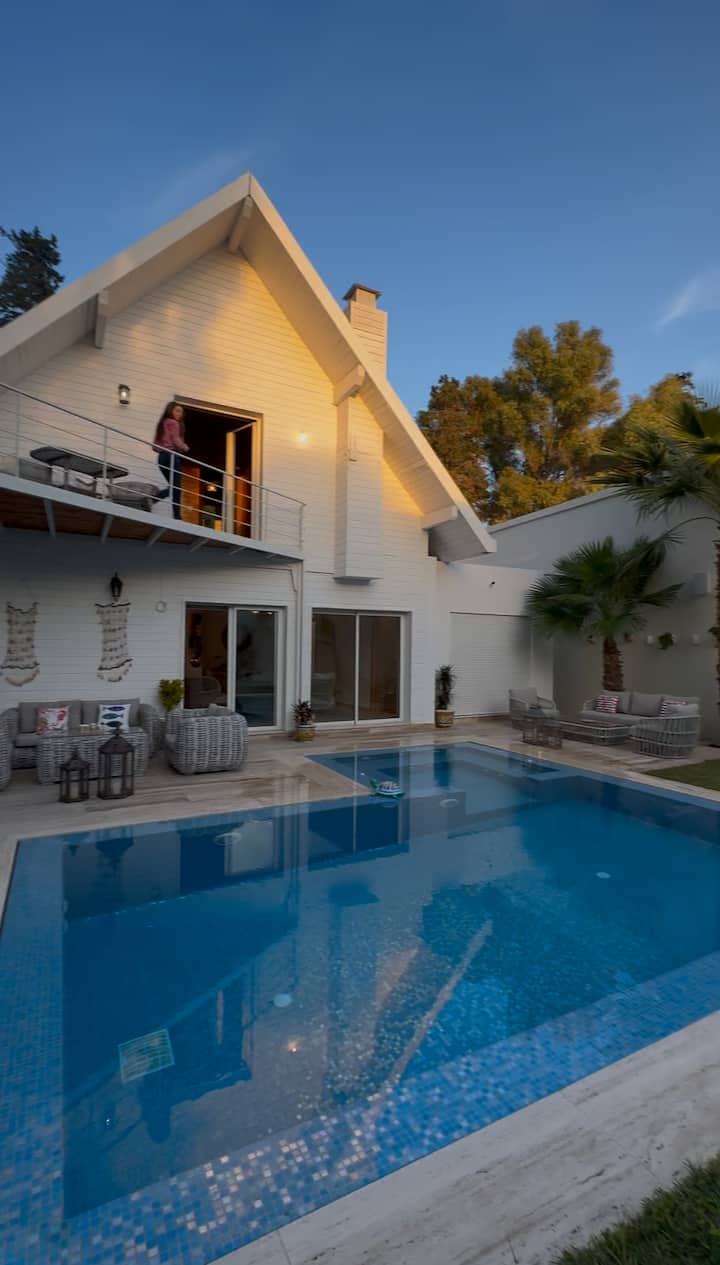 Le Chalet Blanc: Un Véritable Havre De Paix - Hammamet