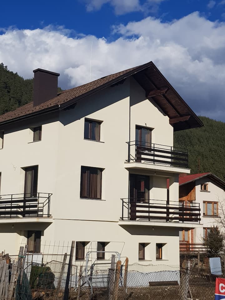 природа ски писти еко пътеки езера планина боровец - Govedartsi