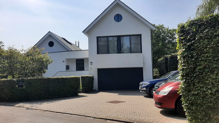 Une Des Quatre Chambres Destinées à La Colocation - Waterloo