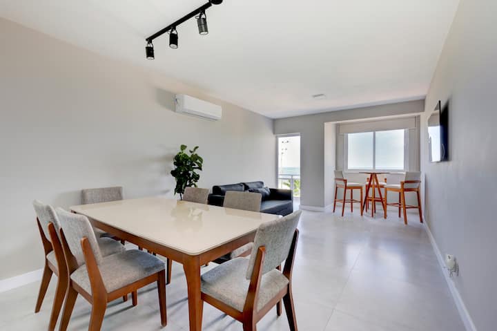 Frente Mar Na Melhor Localização De Bc! - Balneário Camboriú