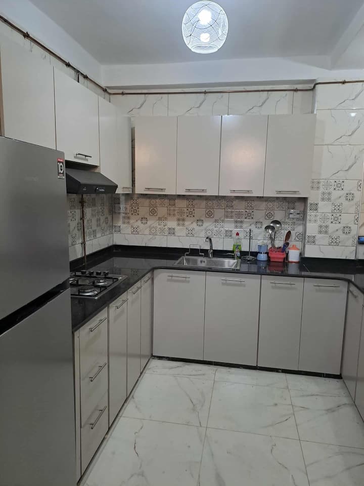 Location Appartement F3 De 100m2 - 