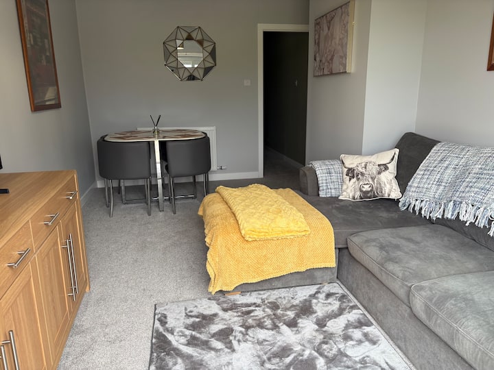 2 Bed Apartment With Hot Tub In Countryside - 