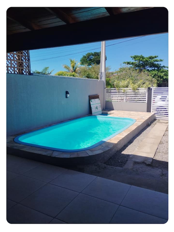 Casa Aconchegante Com  Piscina. - Matinhos