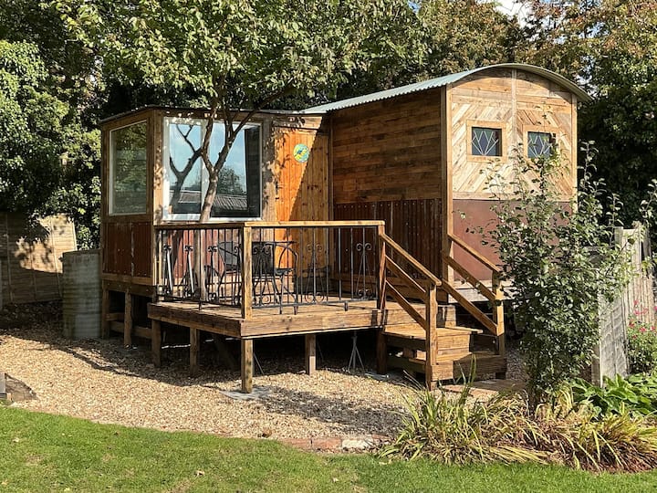 The Cosy Nest Hut - Louth