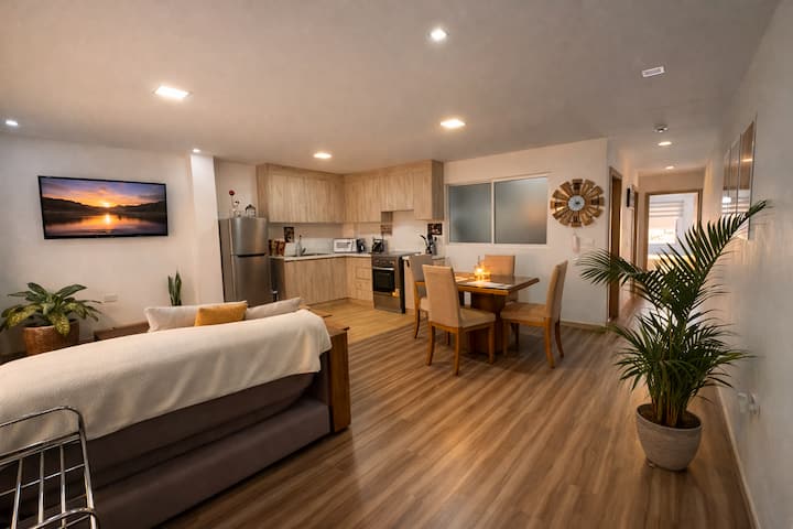 Quiet 2br Apartment Near Tomebamba River + Parking - 쿠엥카