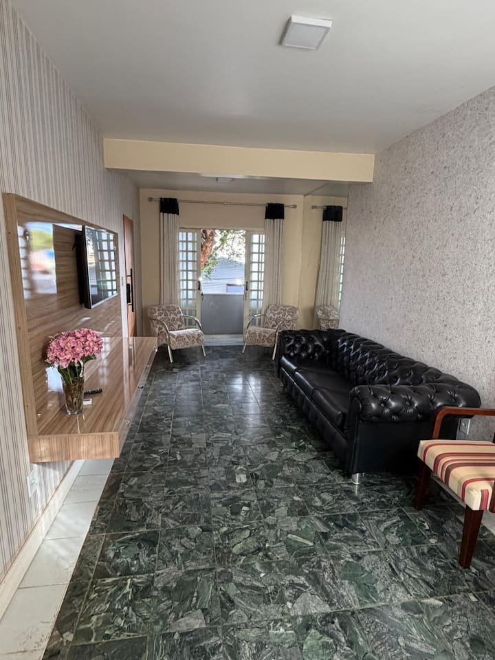 Apto Amplo No Coração De Barreiras 3 Quartos - Barreiras