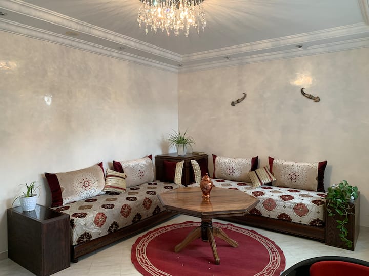 Duplex Calme• À Deux Pas Du Stade Moulay Abdellah. - Rabat