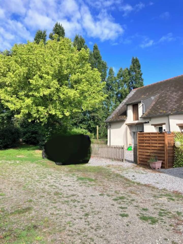 Petite Maison De Charme  Et Paisible, 4 A 6 Pers. - Brocéliande