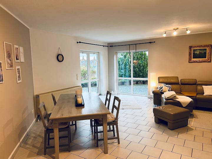 Gemütliche Ferienwohnung Mit Terrasse Und Seeblick - Bad Endbach