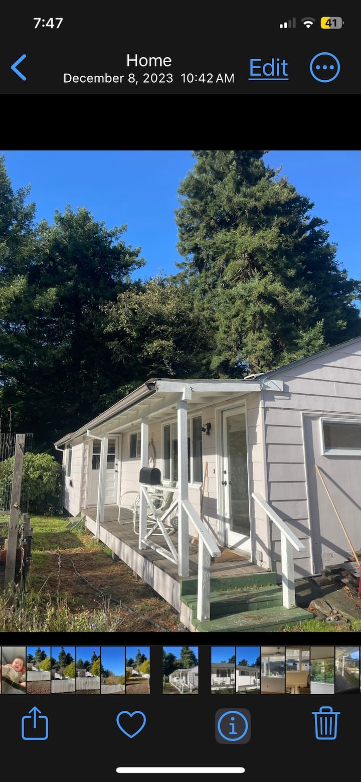 Rustic Modern Cottage - Eureka, CA