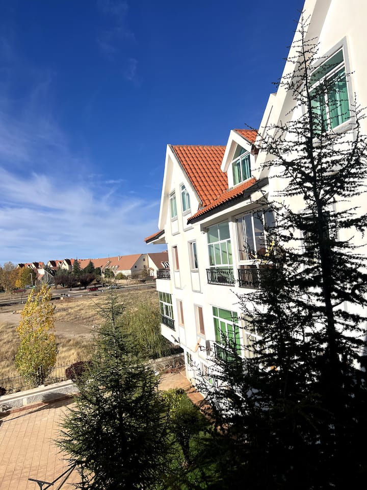 Appartement Chic & Confort Avec Piscine - Ifrane