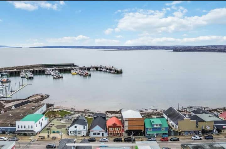 Harbour-view Overlooking The Bay Of Fundy - Digby