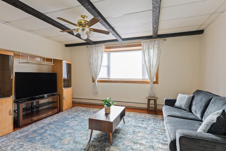 All-american Classic| 18 Min To Manhattan - Belleville, NJ