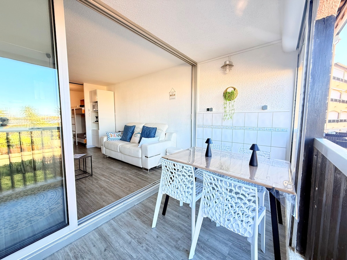 Les Goelands T2 - Cliff 100 m - Cozy - Air con - Flats for Rent in Agde, Occitanie, France - Airbnb