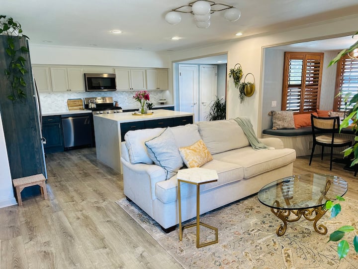 Designer 2br - Views, Outdoors, Near Hosp. & Bart - Concord