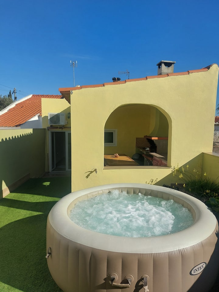 Huisje Met Jacuzzi En Fantastisch Uitzicht - Messejana