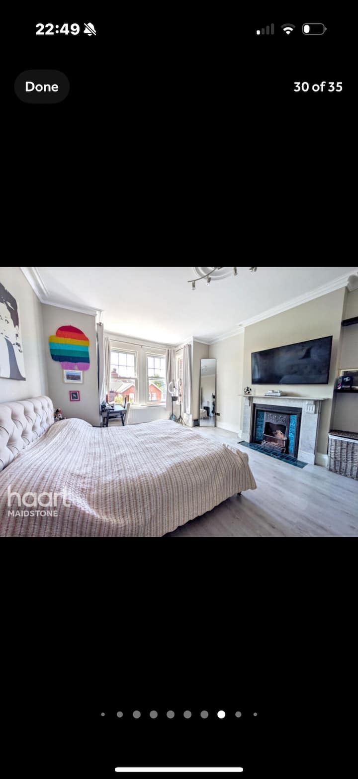 The Light & Airy Suite - 메이드스톤