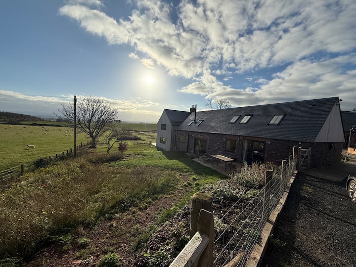 Bowden Moor Farm, East Barn - Melrose