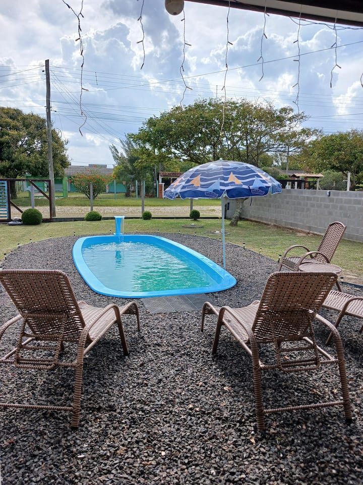 Casa Com Piscina, Bairro Bom Jesus Arroio Do Sal - Arroio do Sal