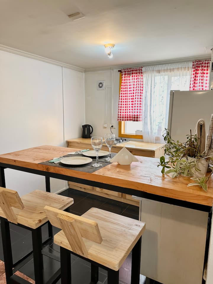 Casa Confortable En Avenida - Coyhaique