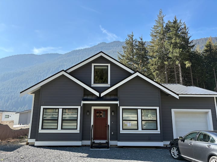 Sunshine Valley Getaway! - Sunshine Valley, BC