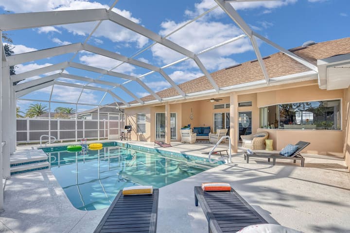 Modern Pool Home|game Room|workspace & Near Beach - Flagler Beach, FL