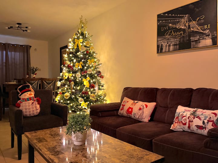 Casa Con A/c, Wifi Y Estacionamiento Privado - Monterrey