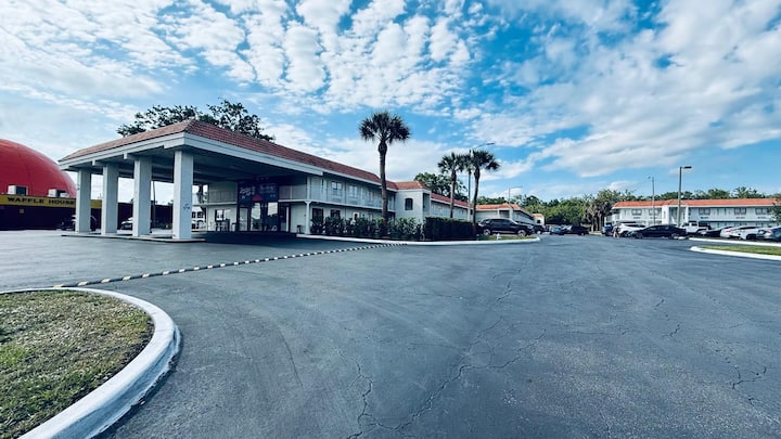 Room With 2 Beds Queen Kissimmee Area - Aquatica Orlando, Kissimmee