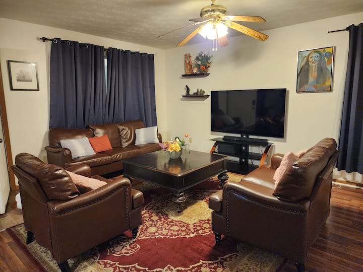 Feel At Home, Dayton Downtown - Dayton, OH