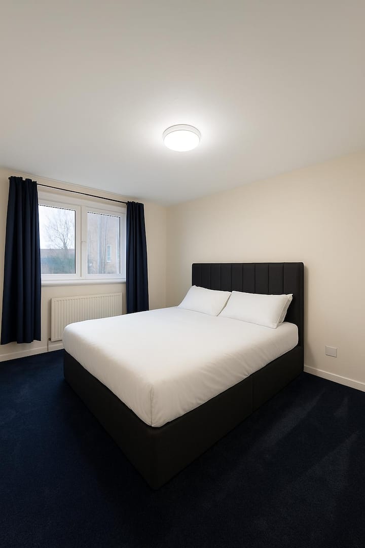 Dundee Loft: Central 4-bed Penthouse, Comfy Beds - Dundee