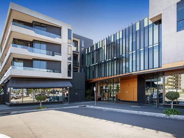 This Cozy And Modern One-bedroom Apartment - Melbourne