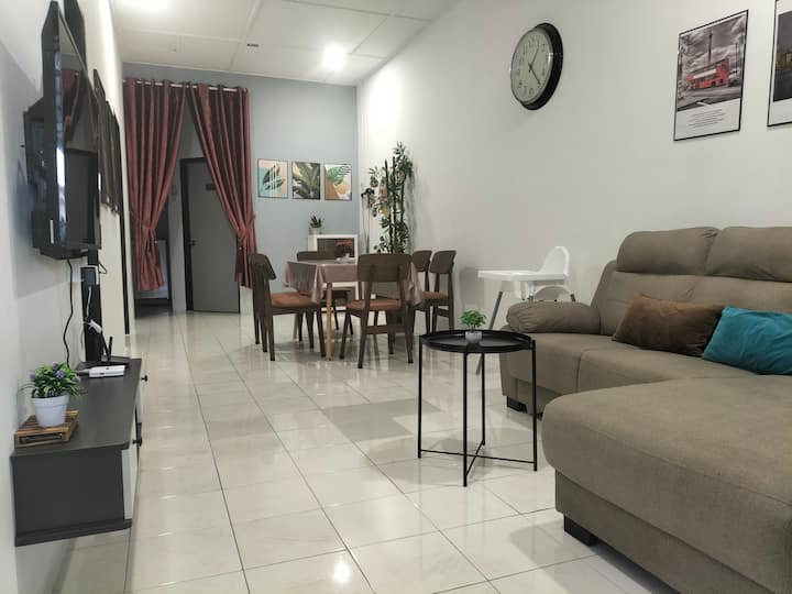 R&rest Homestayseremban/mutiara Galla/gateway/labu - Seremban