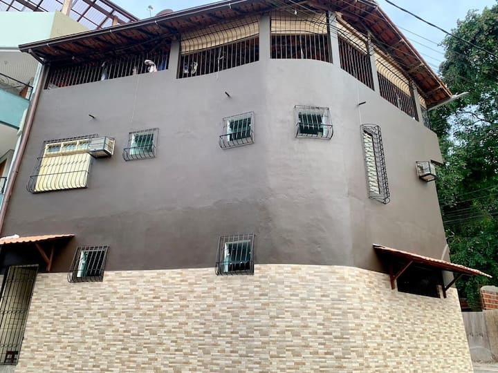 Casa 3/4 Com Ar/janela, Terraço Gourmet, Garagem. - Itacaré