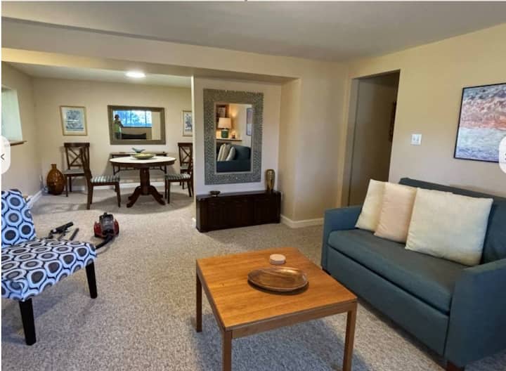 Walkable 15 Min Neighbourhood Stays Over 90 Nights - Victoria