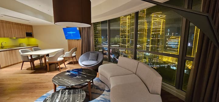 Executive 1br Hra Acqua (Novotel) - Hotel Fitted - Manila