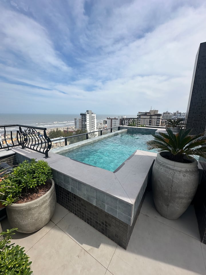 Apartamento 2 Suítes Próximo Ao Calçadão. Zona Nov - Capão da Canoa