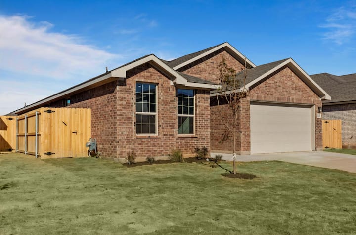 Spacious Home Perfect For Families& Business Trips - Midland, TX