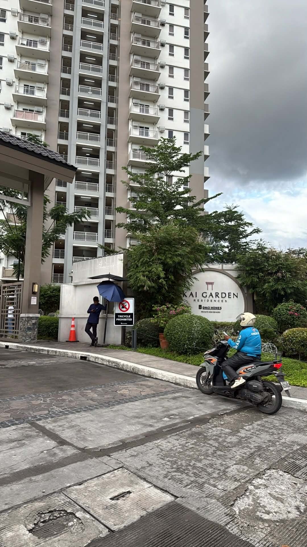 Cozy 1BR Condo Unit at KAI Garden Residences - Flats for Rent in ...