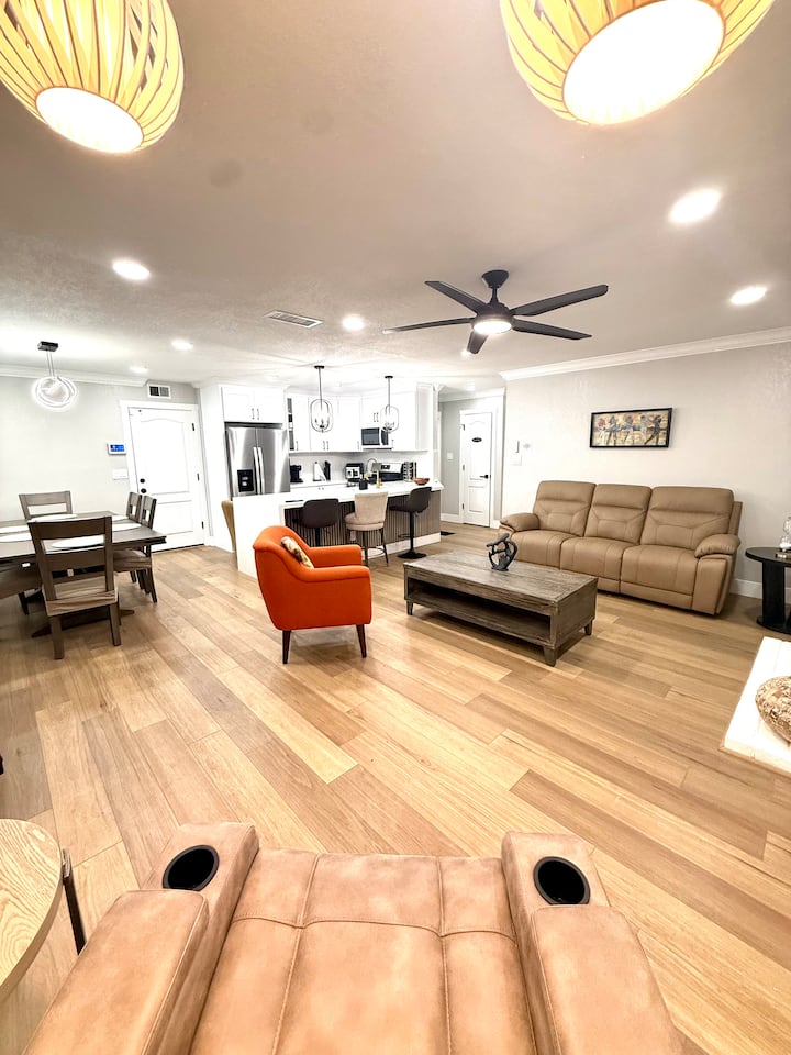 The Fruit Haven Retreat - Stockton, CA