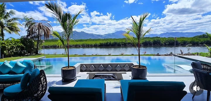 Lomalagi Luxury Villa - Naisoso Island - Fiji - Fidji