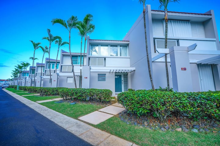 Villa Costa Dorado - Dorado