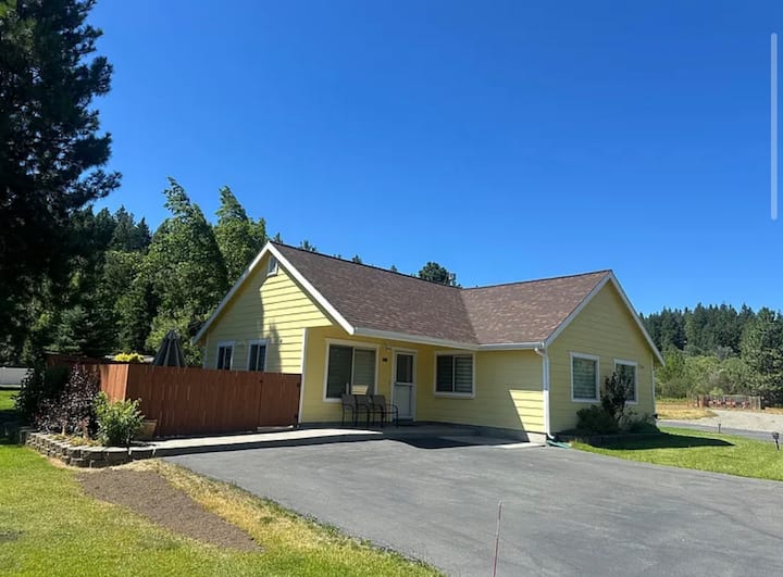Cozy Mountain Getaway - Cle Elum, WA