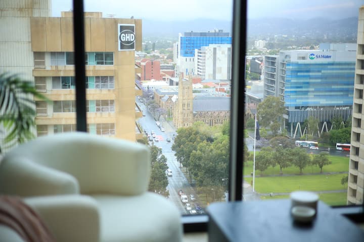 Vta | Contemporary Apartment With City Views - Unley