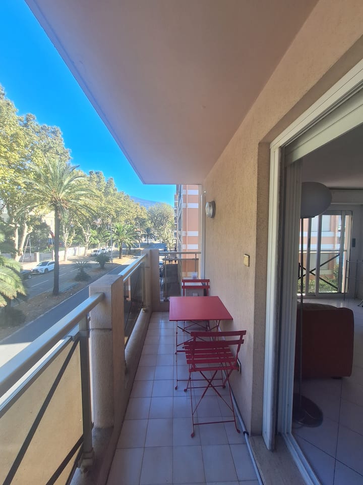 Appartement 2p Avec Balcon En Bord De Mer à Menton - Menton