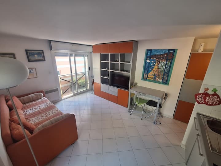 Appartement 2p Avec Balcon En Bord De Mer à Menton - Menton