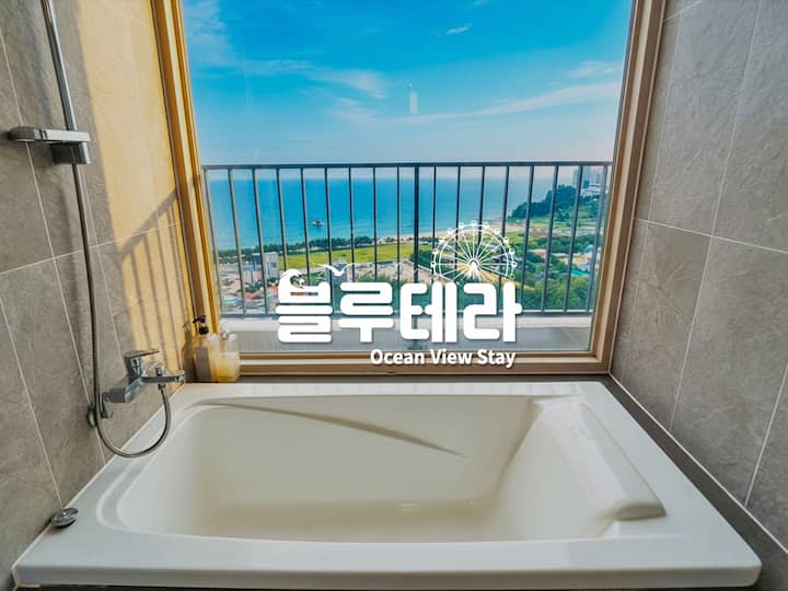 2.0 해돋이 오션뷰 · 해변도보7분 감성숙소 | 블루테라 파노라마 로얄 스위트 R2_ - South Korea