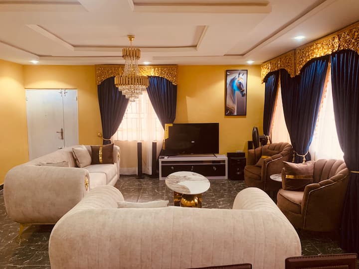 Sirmajor Guest House - Lagos, Nigeria