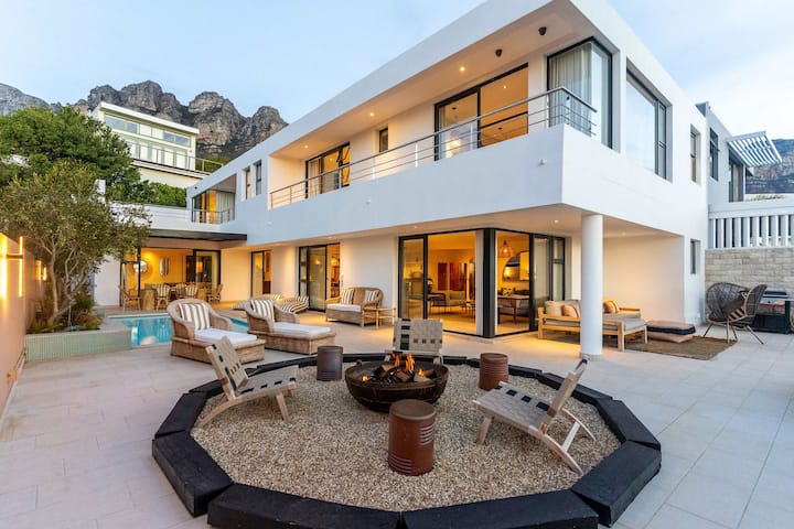 Cape House Camps Bay - Sleeps 10, Pool, Views, Bbq - Cape Town